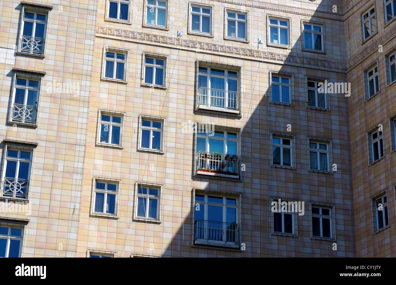 Ddr architecture hi-res stock photography and images - Alamy