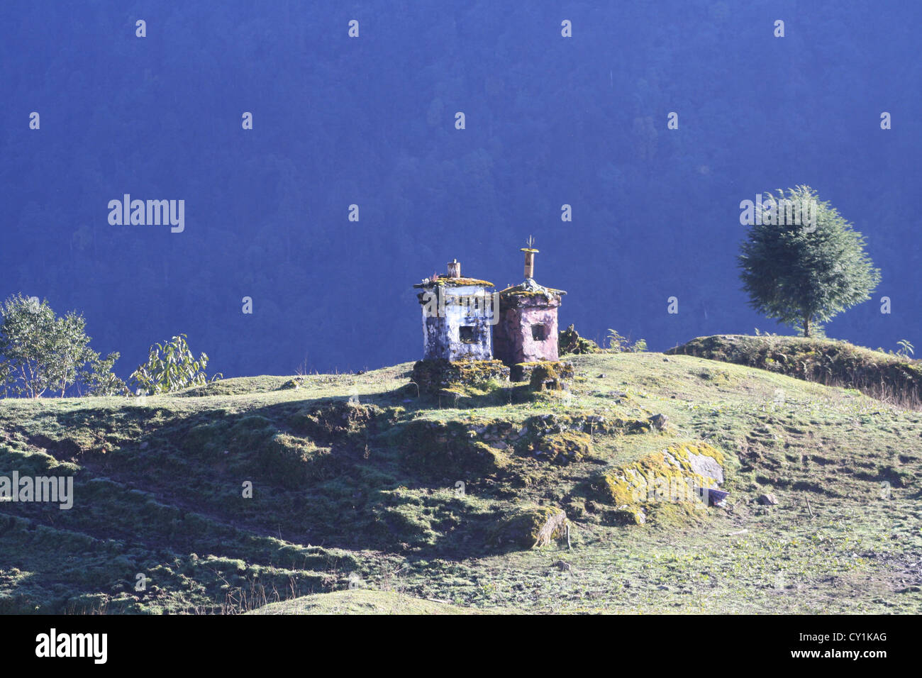 Buddhist mane hi-res stock photography and images - Alamy
