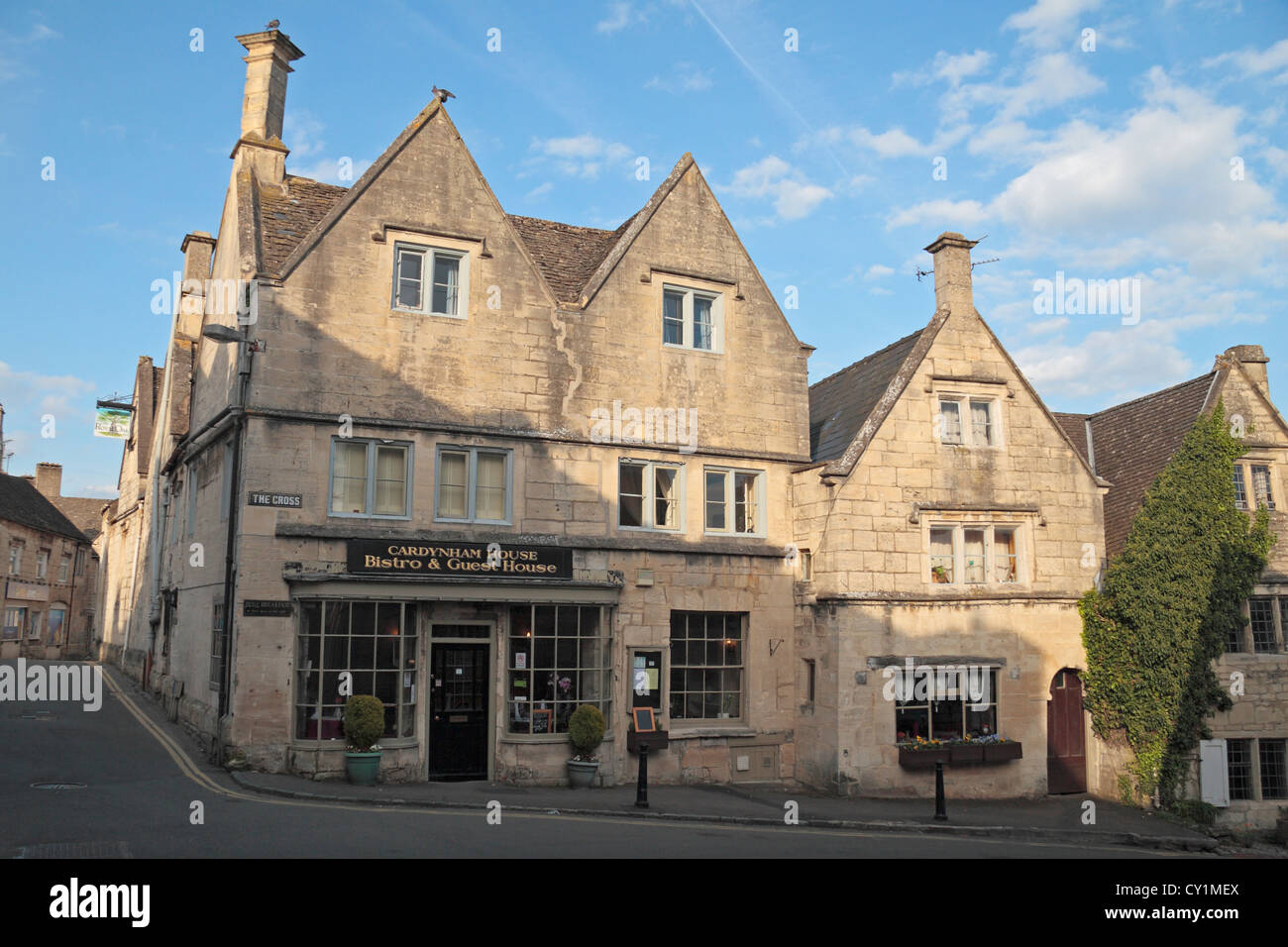 House of guest hi-res stock photography and images - Alamy