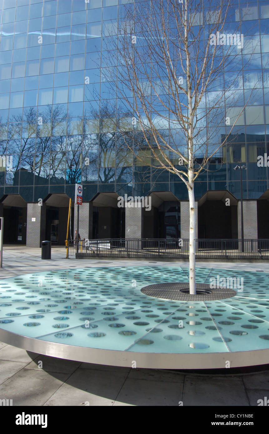Glass facade of a modern office building Stock Photo - Alamy