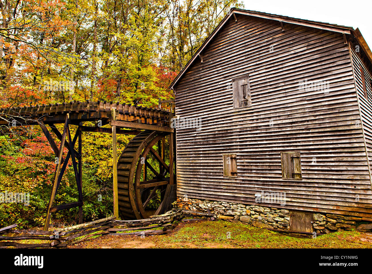 North carolina water wheel mill hi-res stock photography and images - Alamy