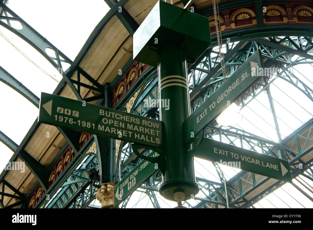 Leeds market roof hi-res stock photography and images - Alamy