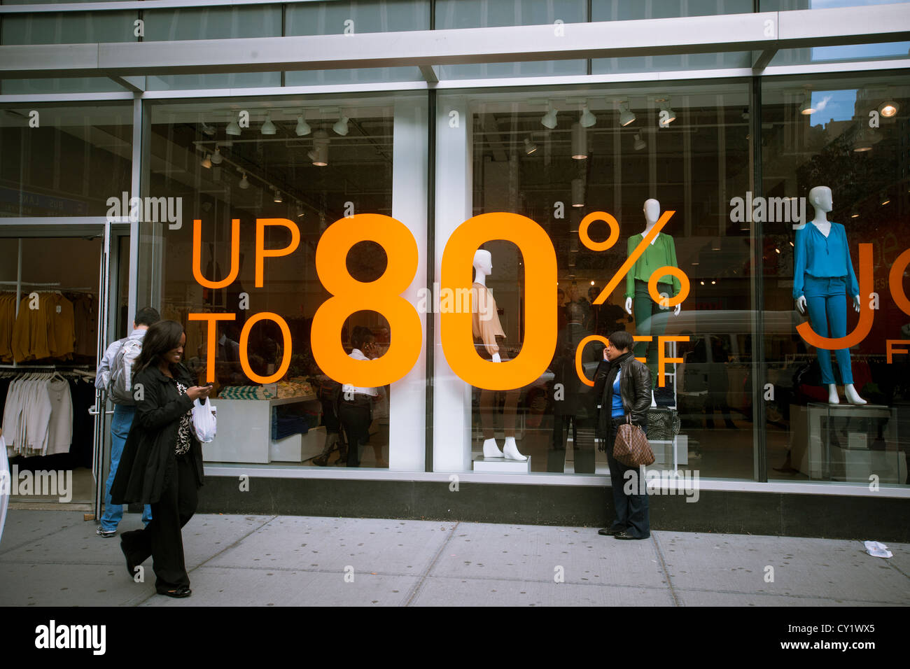 Big sell off hi-res stock photography and images - Alamy