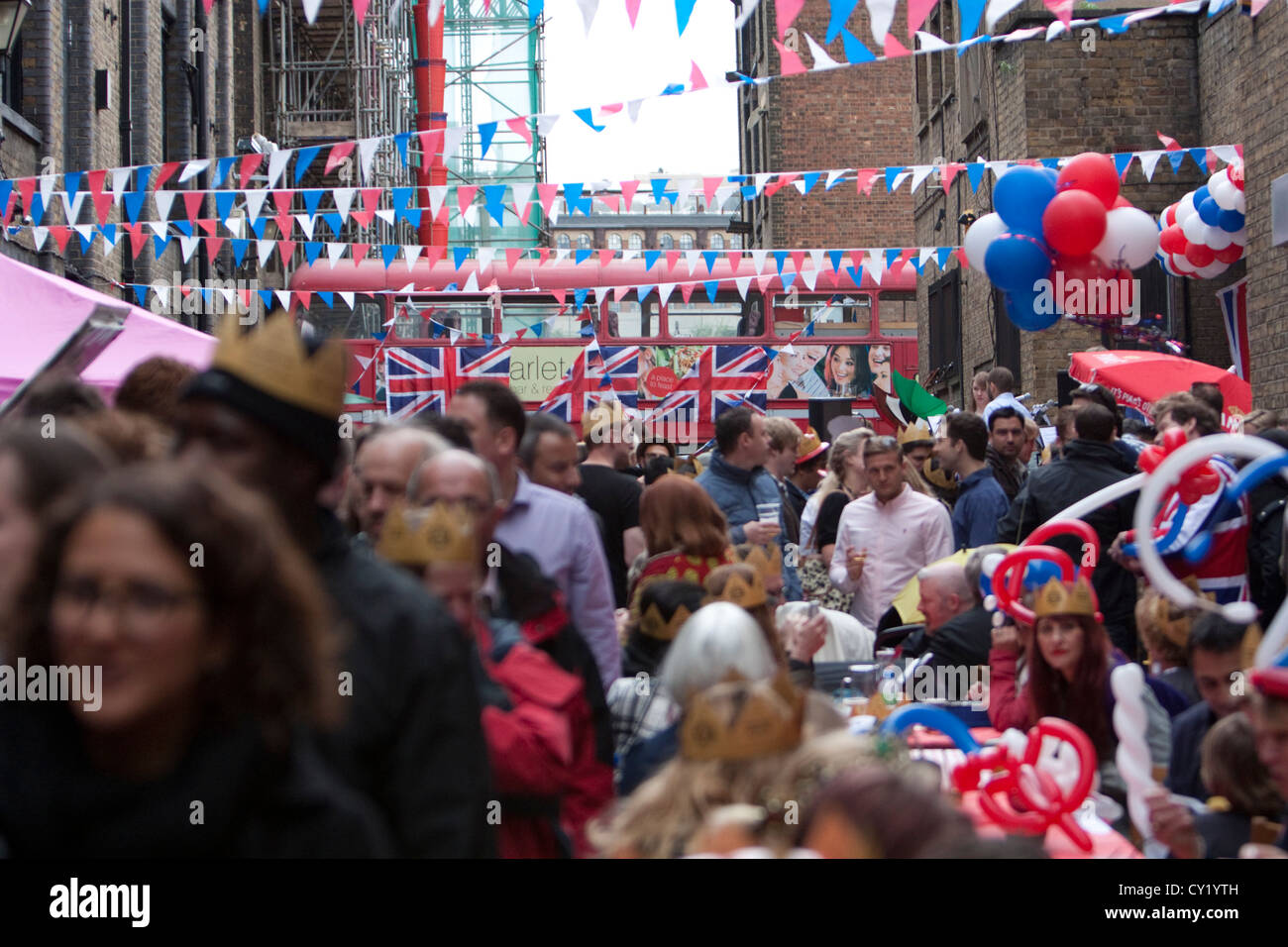 Queen Elizabeth diamond jubilee celebrations at a street party in ... Queen Elizabeth diamond jubilee celebrations at a street party in ...