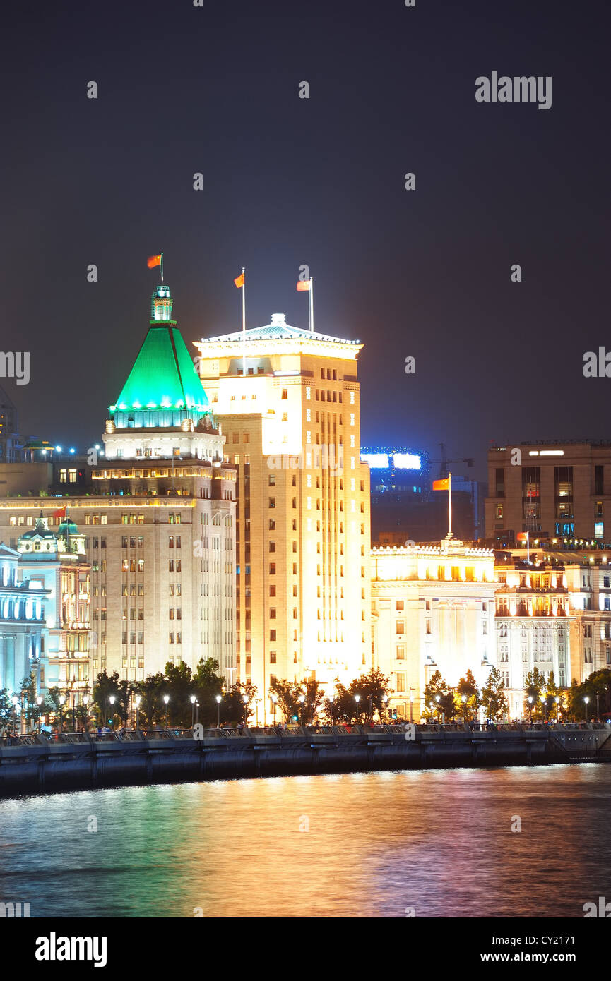 Shanghai Waitan night view with historic buildings over Huangpu River ...