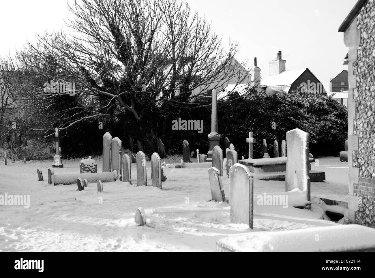 Pure white church hi-res stock photography and images - Alamy