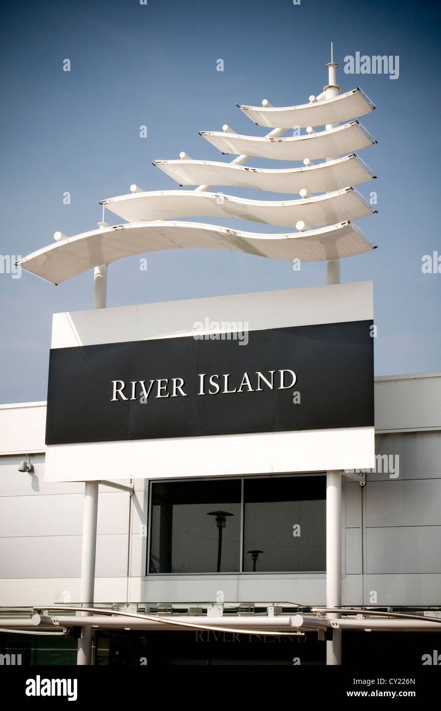 retail unit shop shops out of town shopping center centre uk retailer ...