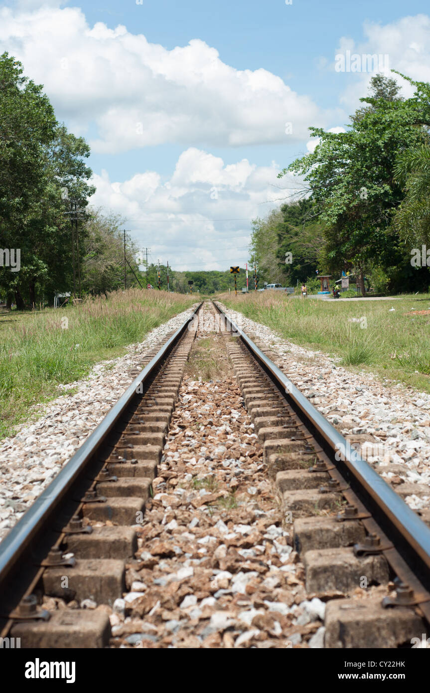 Rail way side hi-res stock photography and images - Alamy