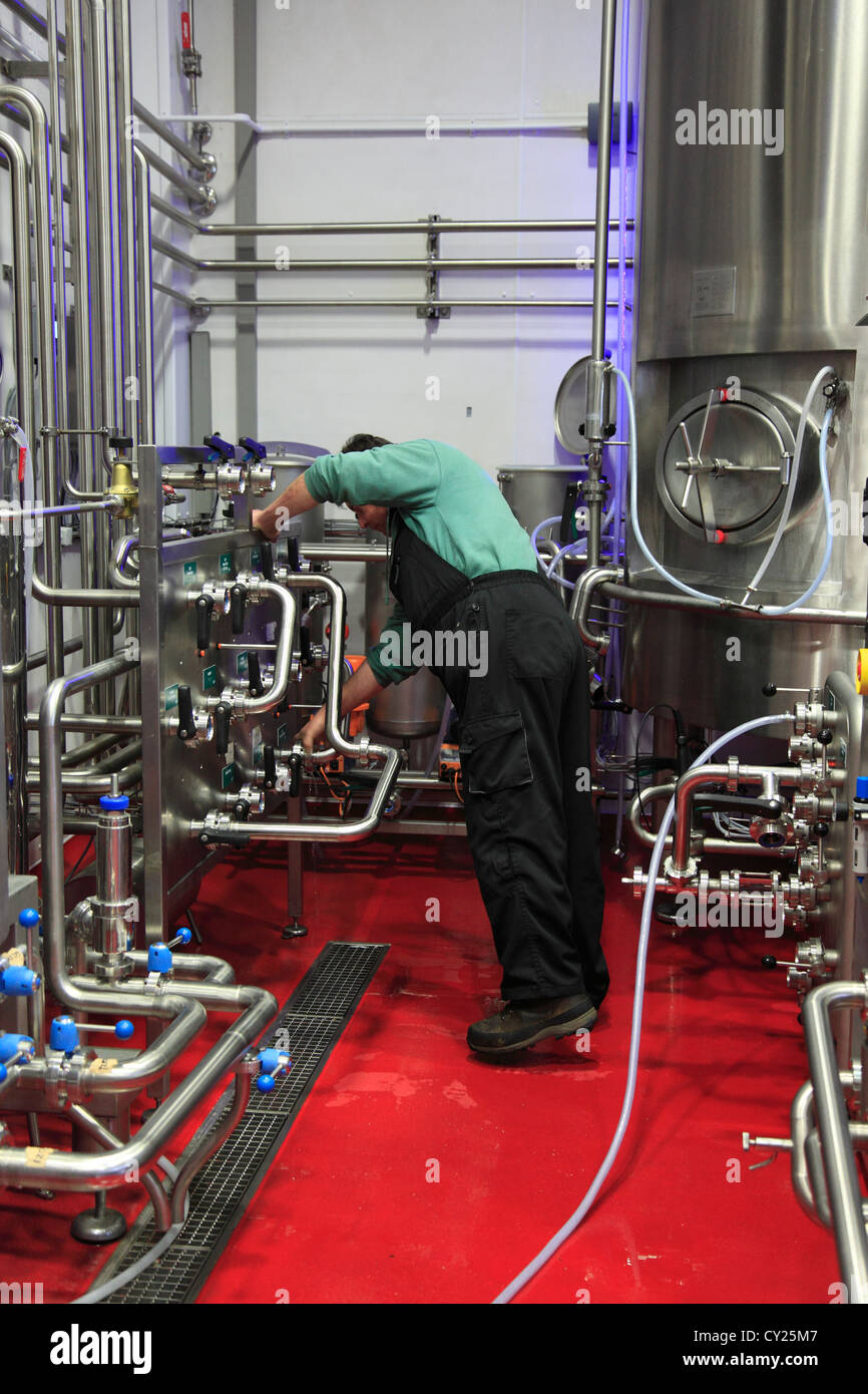 Wrexham lager brewery hi-res stock photography and images - Alamy