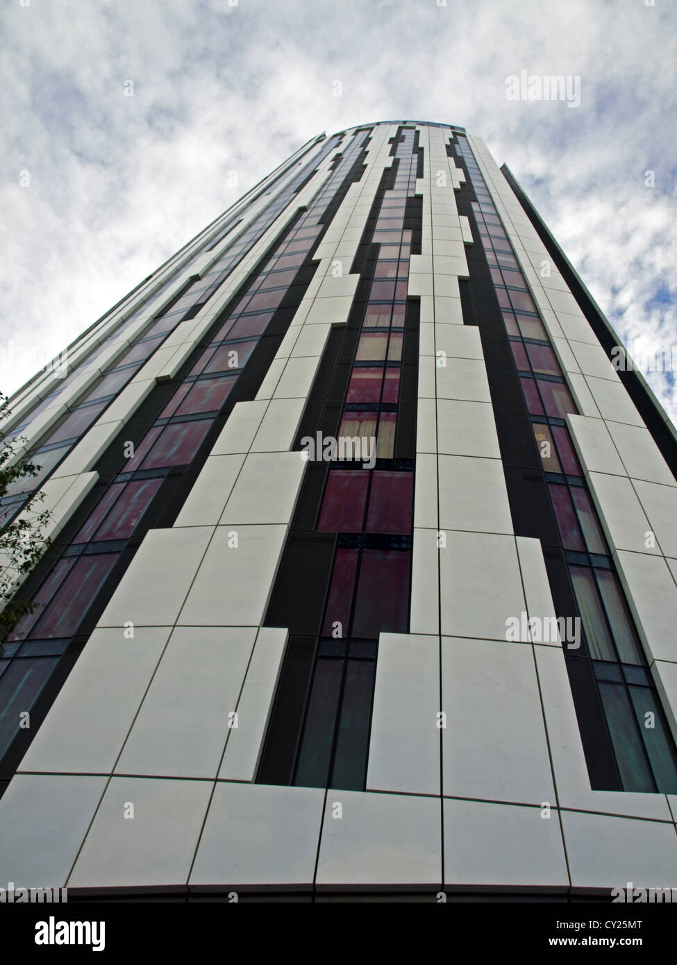 The Strata SE1 building, one of the tallest residential buildings in ...