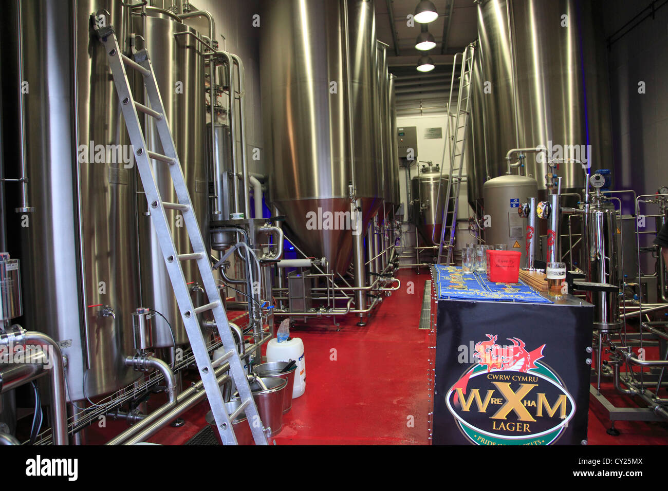 Wrexham lager brewery hi-res stock photography and images - Alamy