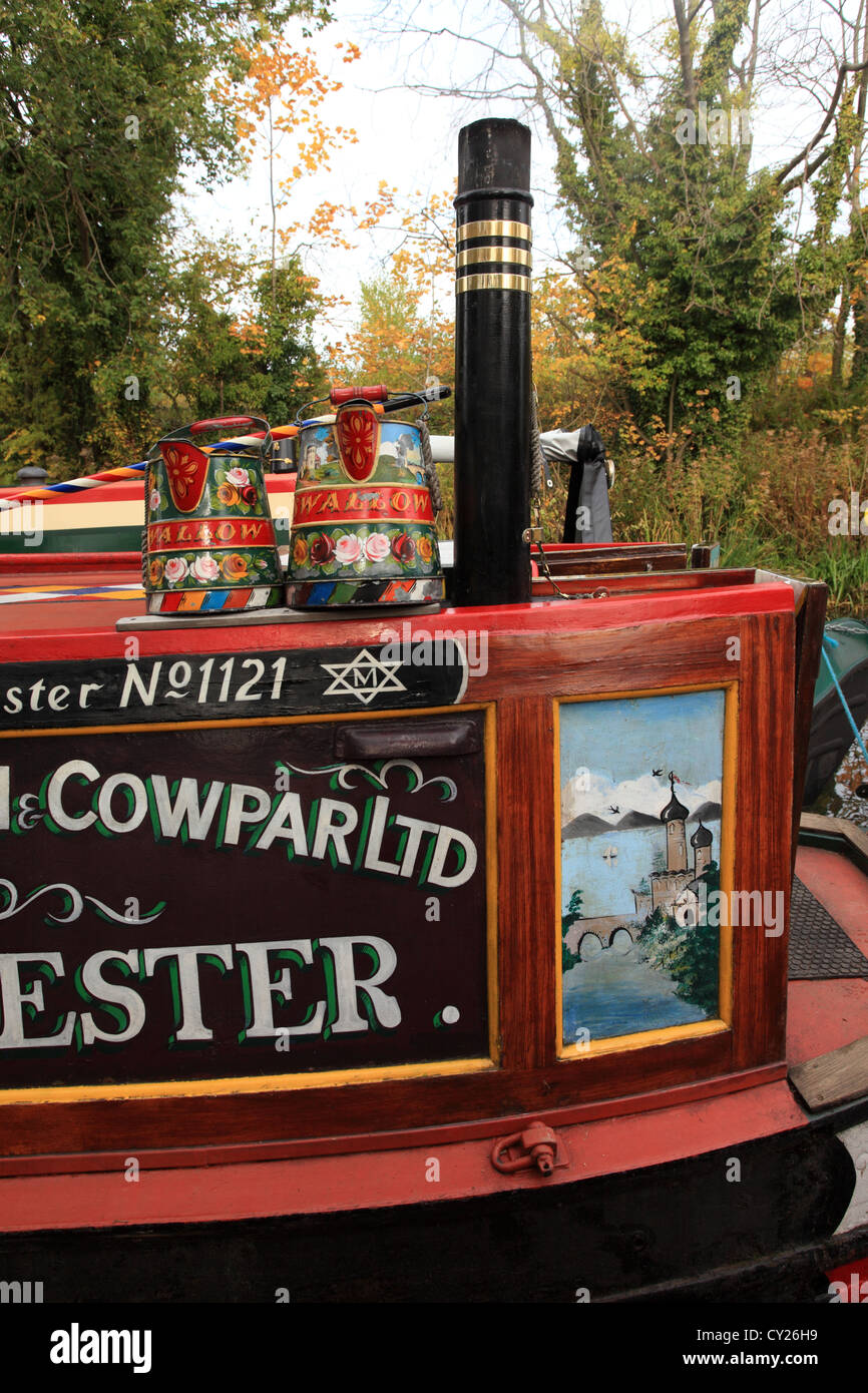 Narrowboat sign and painted livery Stock Photo - Alamy