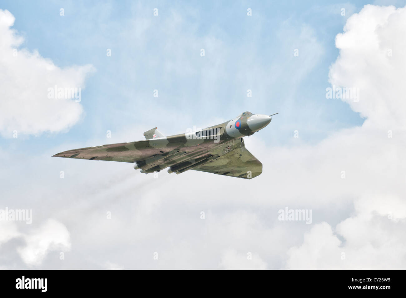 Military jet flies past hi-res stock photography and images - Alamy
