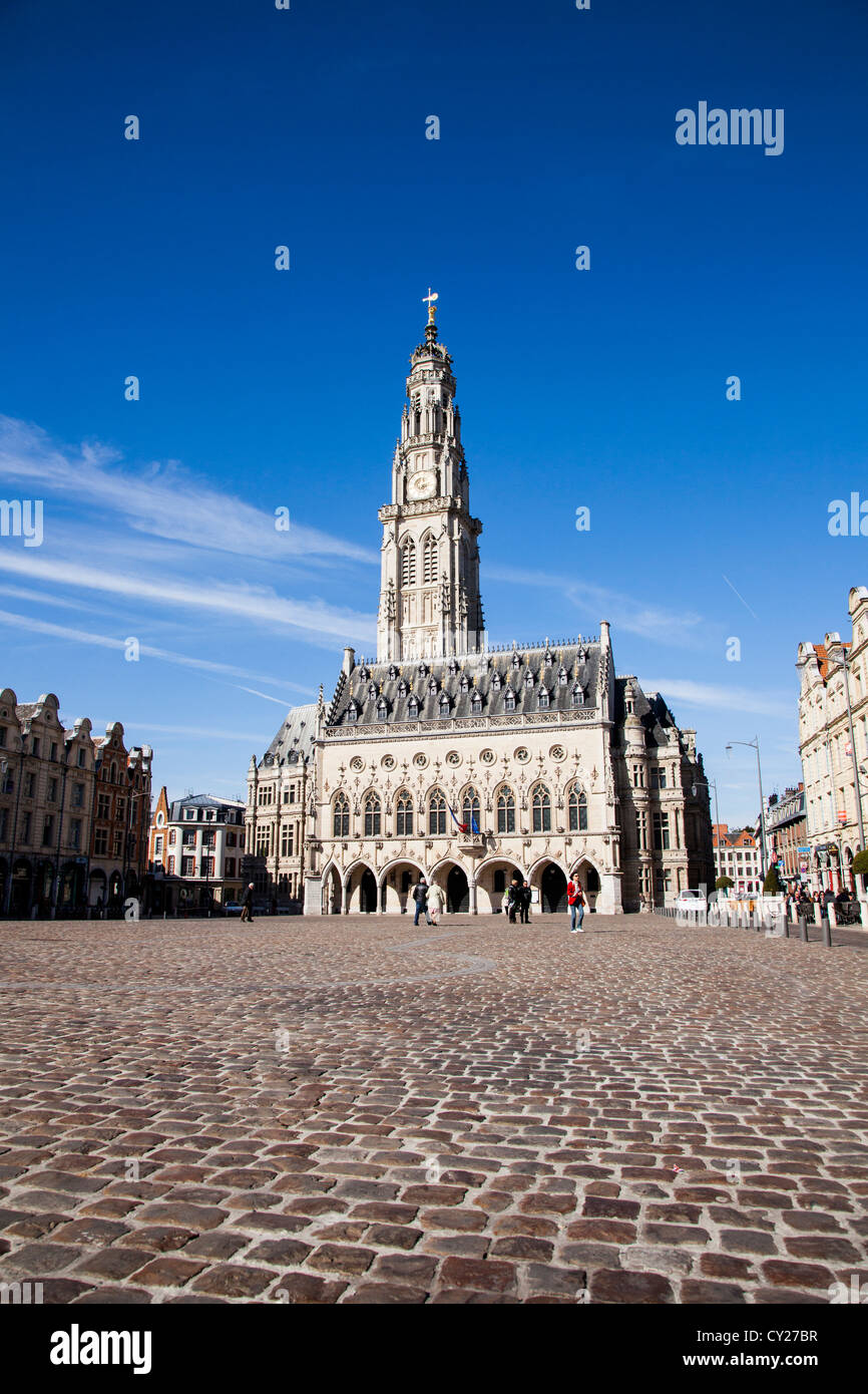 Cathedral church france hi-res stock photography and images - Alamy