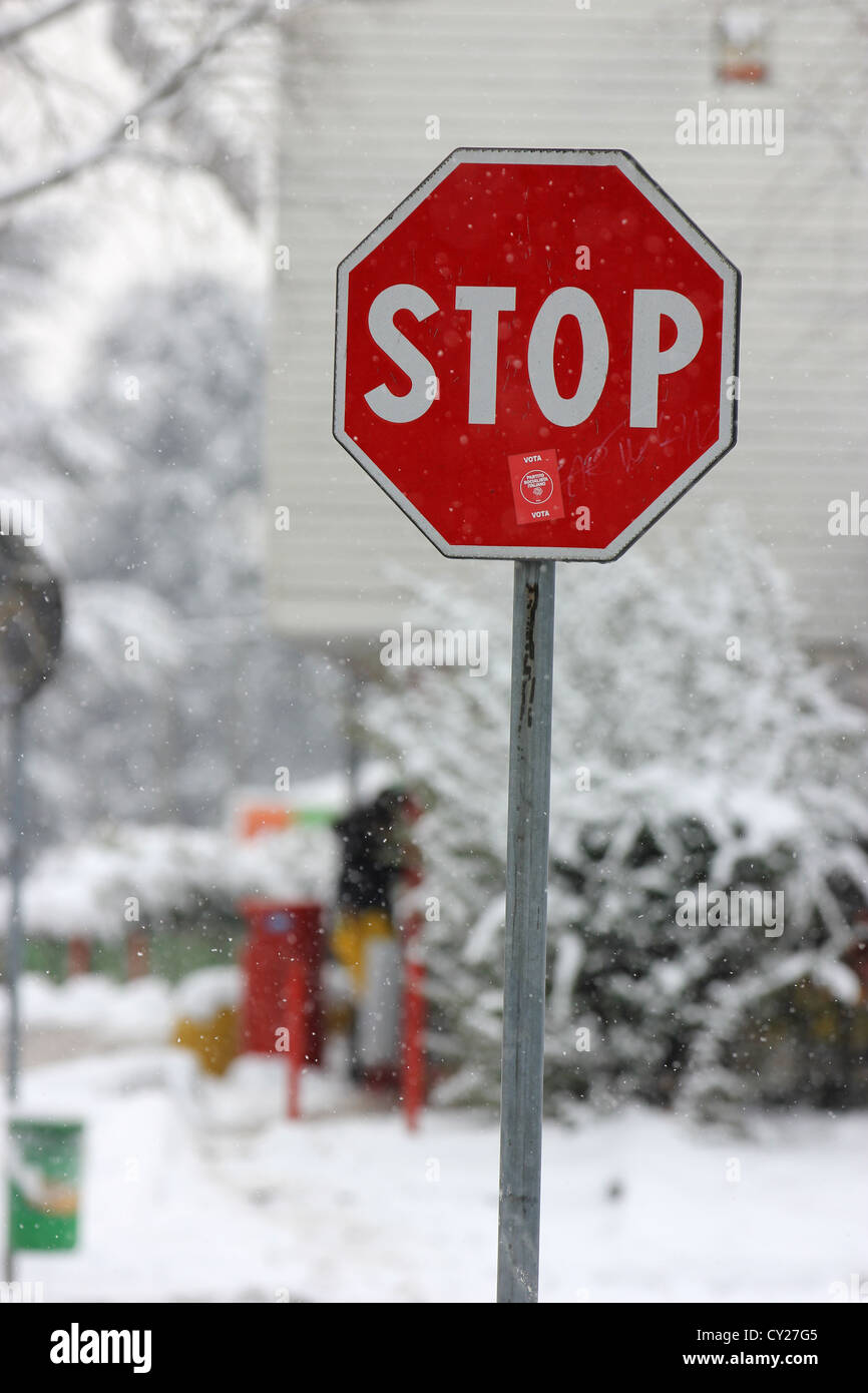 stop road sign in snowy weather, photoarkive Stock Photo - Alamy