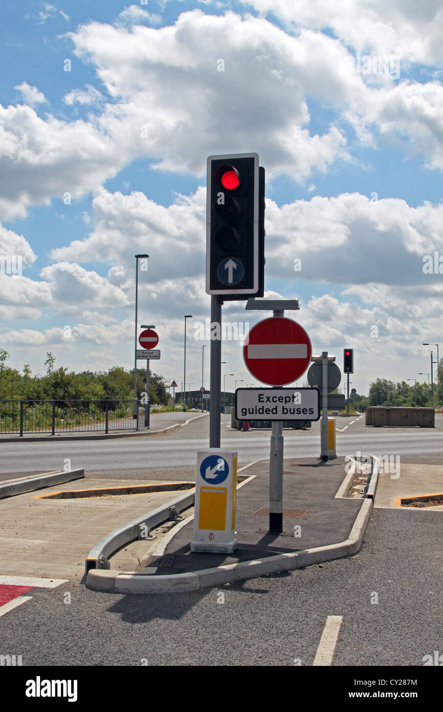 Guided busway” in cambridgeshire hi-res stock photography and images ...