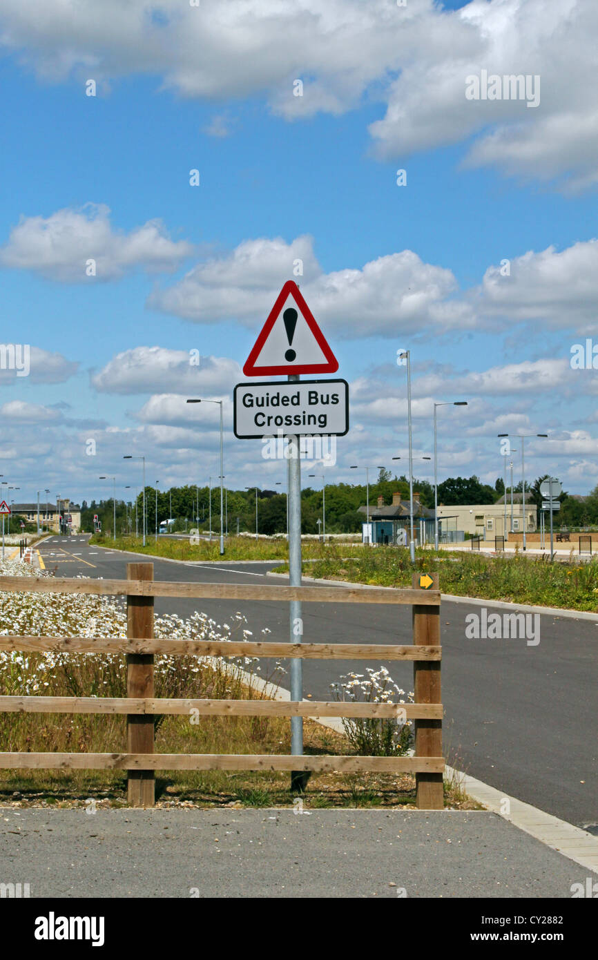 Cambridge guided busway st ives hi-res stock photography and images - Alamy