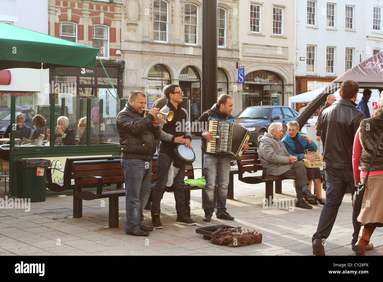 Collecting band hi-res stock photography and images - Alamy
