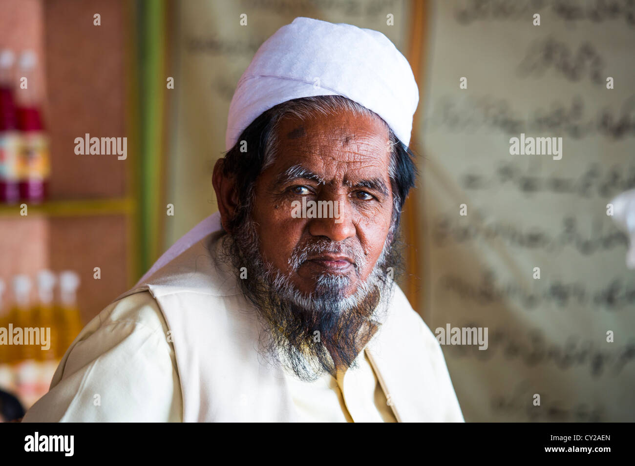 Muslim man in Islamabad, Pakistan Stock Photo - Alamy
