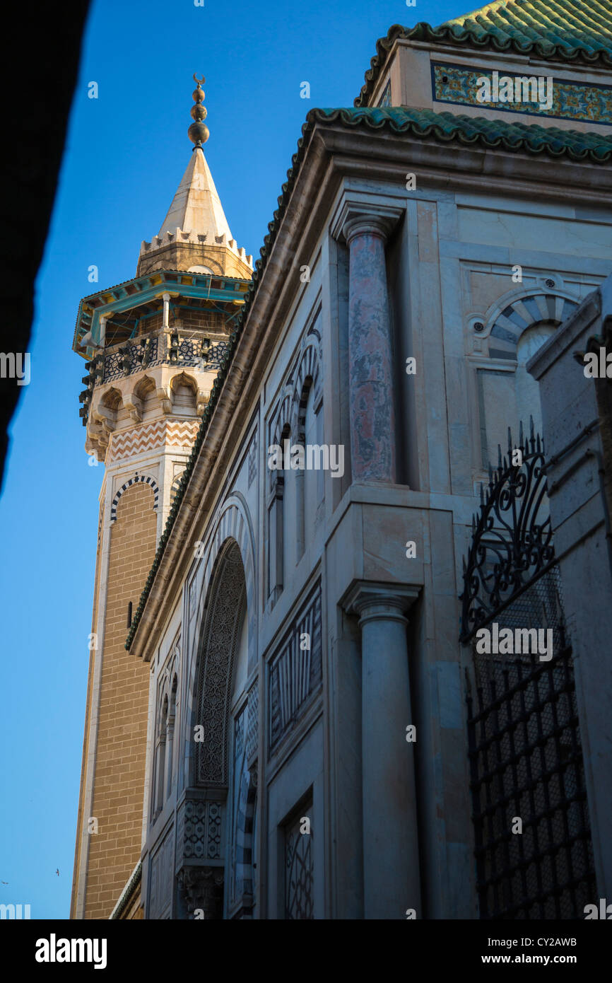 Tunisian mosque architecture hi-res stock photography and images - Alamy
