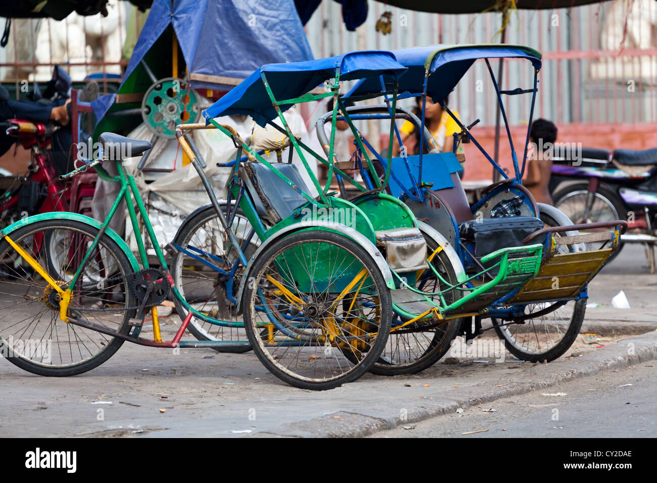 Cycle rickshaw hi-res stock photography and images - Alamy