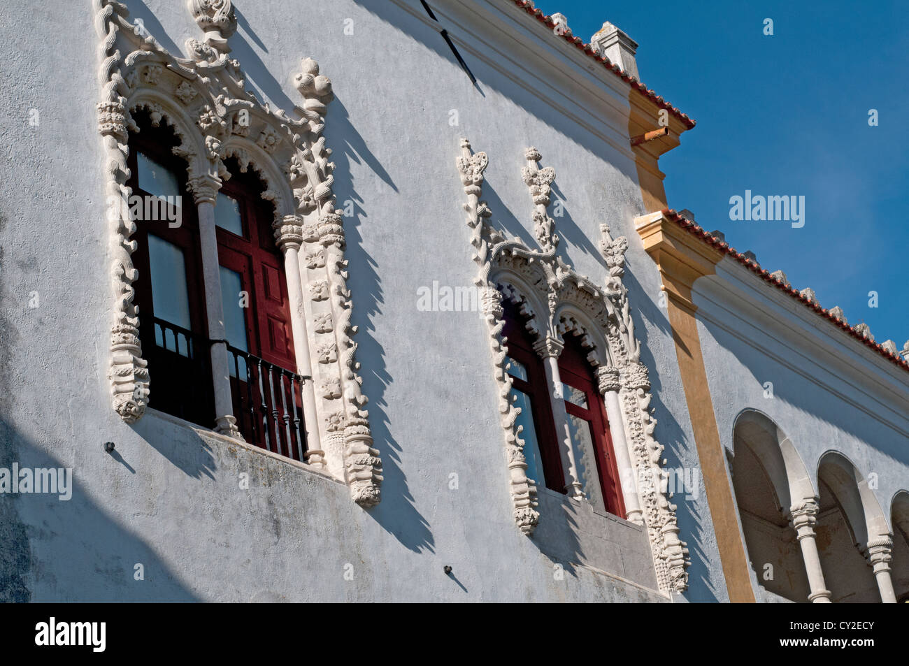 Palace windows hi-res stock photography and images - Alamy