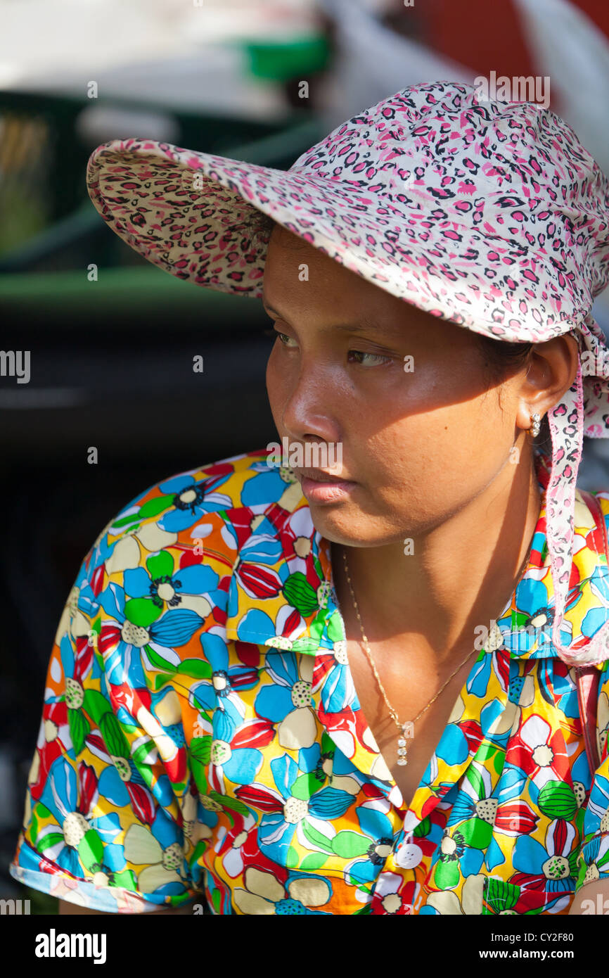 Market Woman in Phnom Penh, Cambodia Stock Photo - Alamy