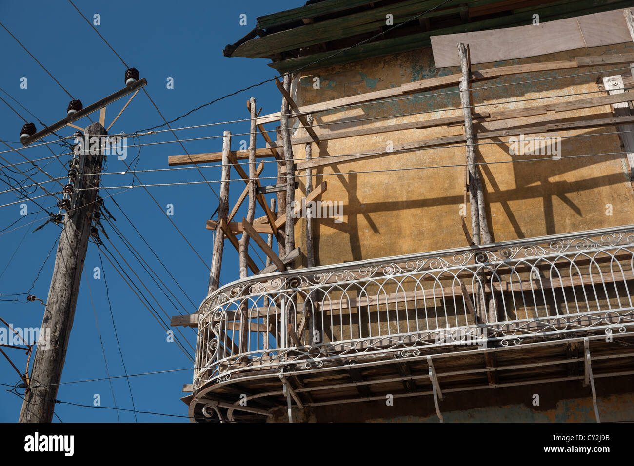 Repair Cuban High Resolution Stock Photography and Images - Alamy