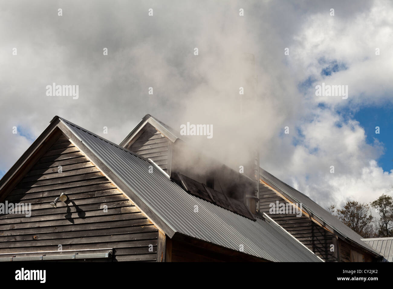 Cider farm house hi-res stock photography and images - Alamy