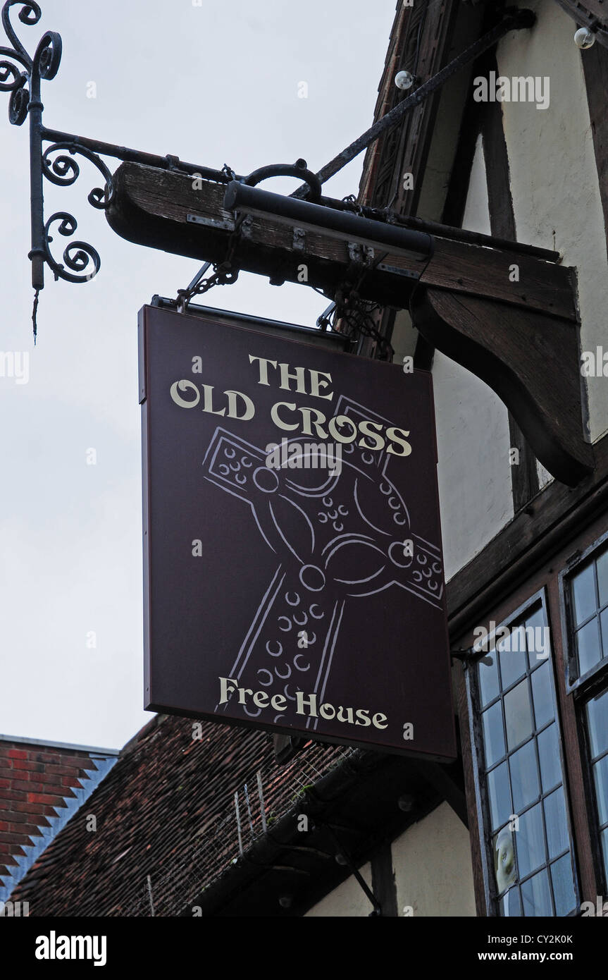 Sign for The Old Cross public house, Chichester Stock Photo - Alamy