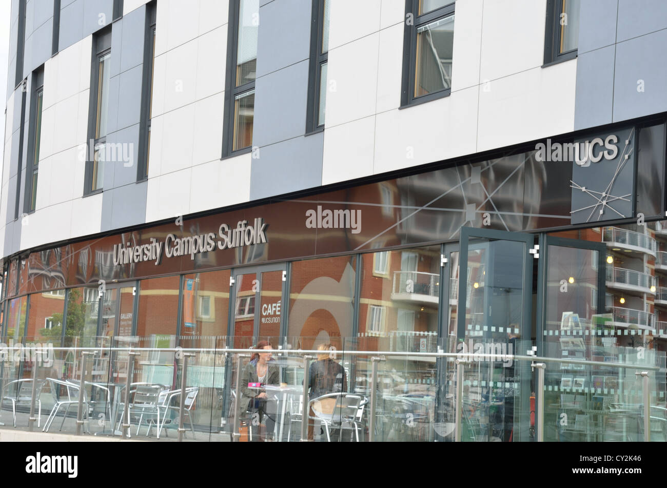 university campus building Stock Photo - Alamy