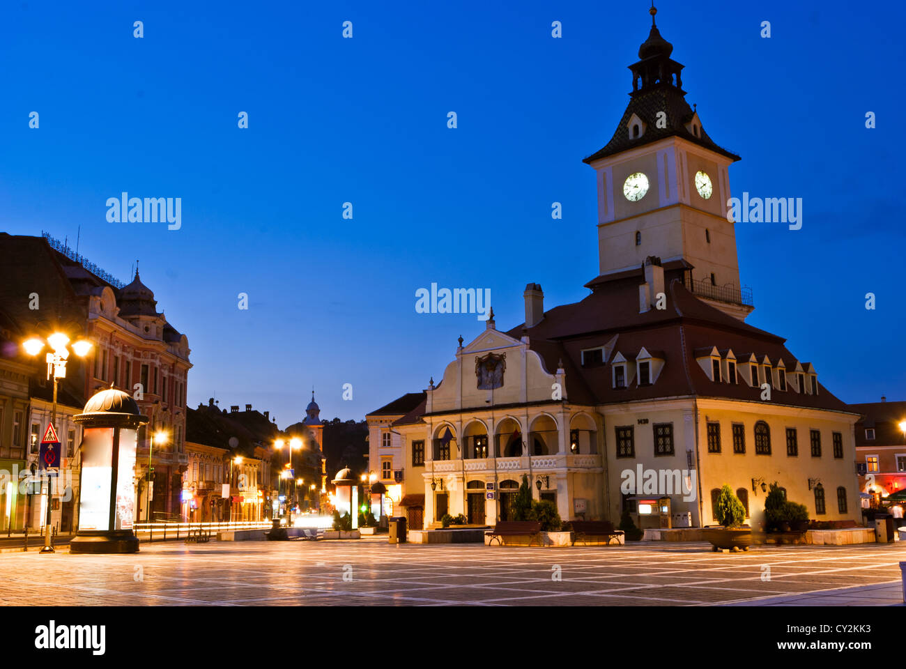 Council square hi-res stock photography and images - Alamy