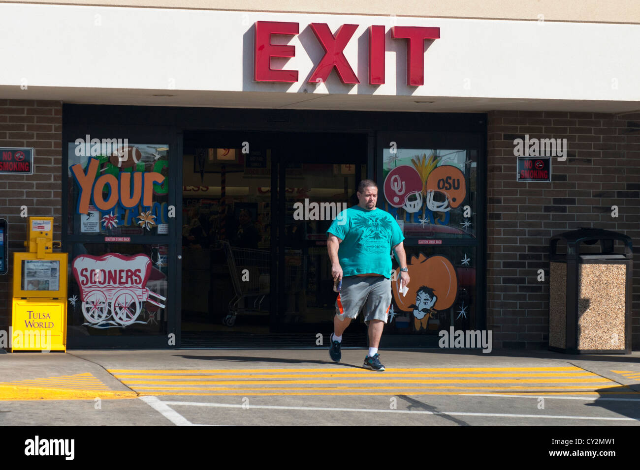 Fat man obese overweight hi-res stock photography and images - Alamy