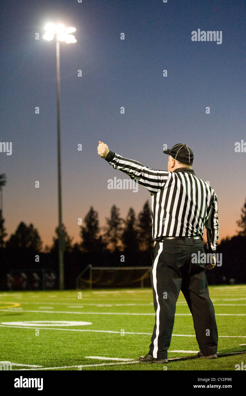 Sports referee football hi-res stock photography and images - Alamy