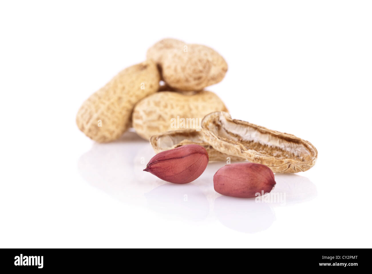 Red skin peanuts hi-res stock photography and images - Alamy