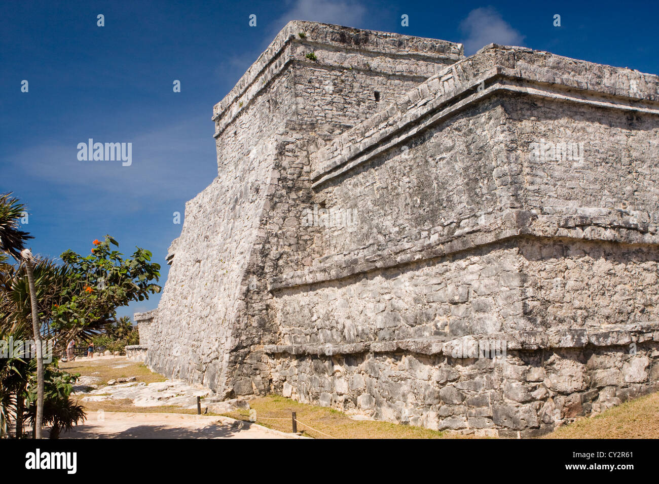 El Castillo Mayan ruins in Tulum, Mexico Stock Photo - Alamy