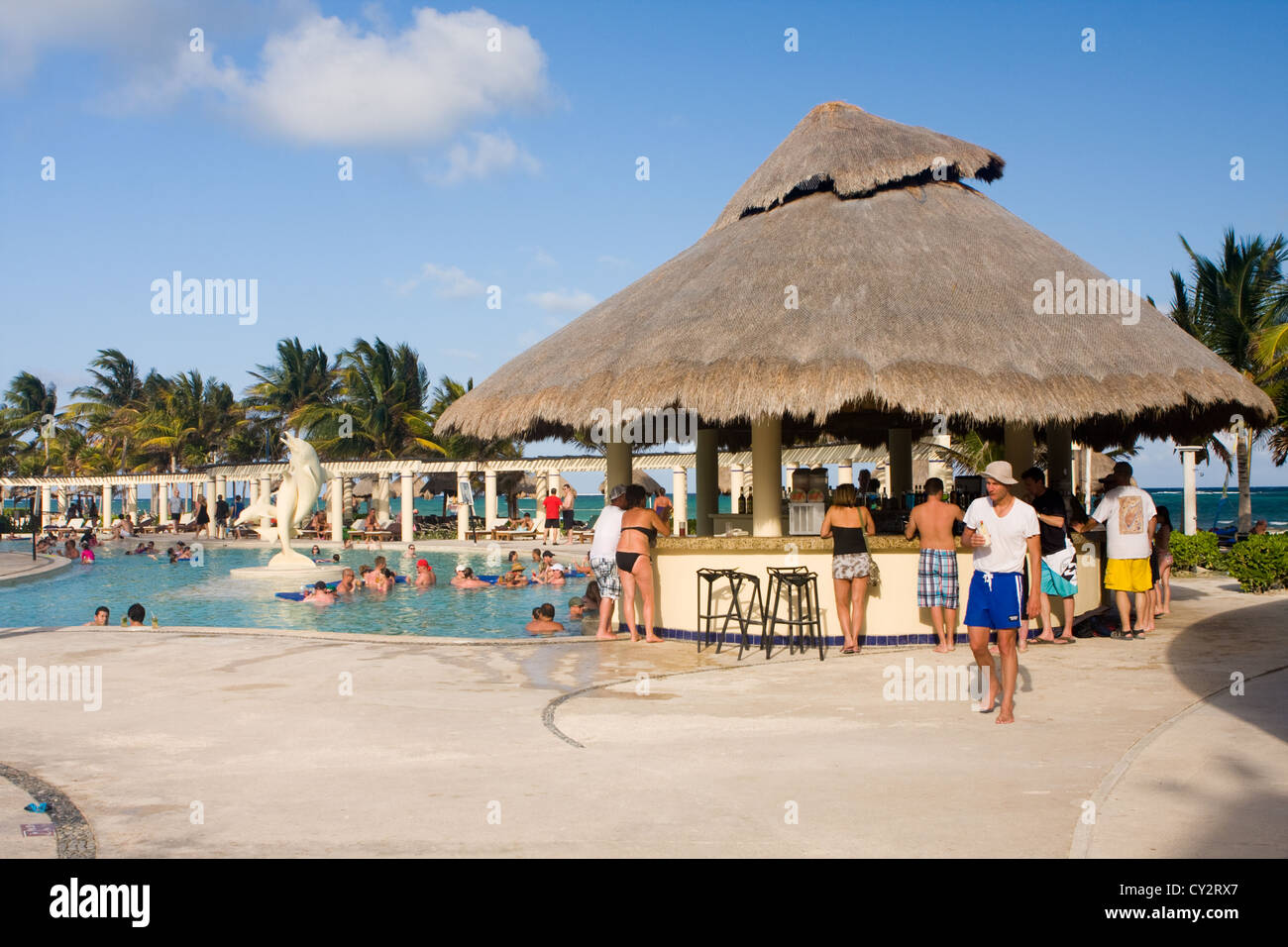 Pool side bar at a hotel in Mexico Stock Photo - Alamy