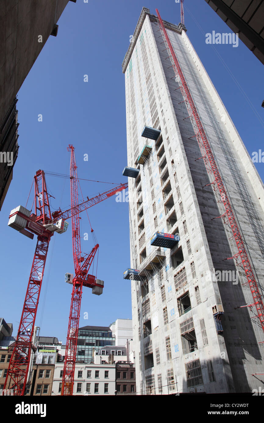 Tower Cranes at 20 Fenchurch Street in the City of London. New 36 ...