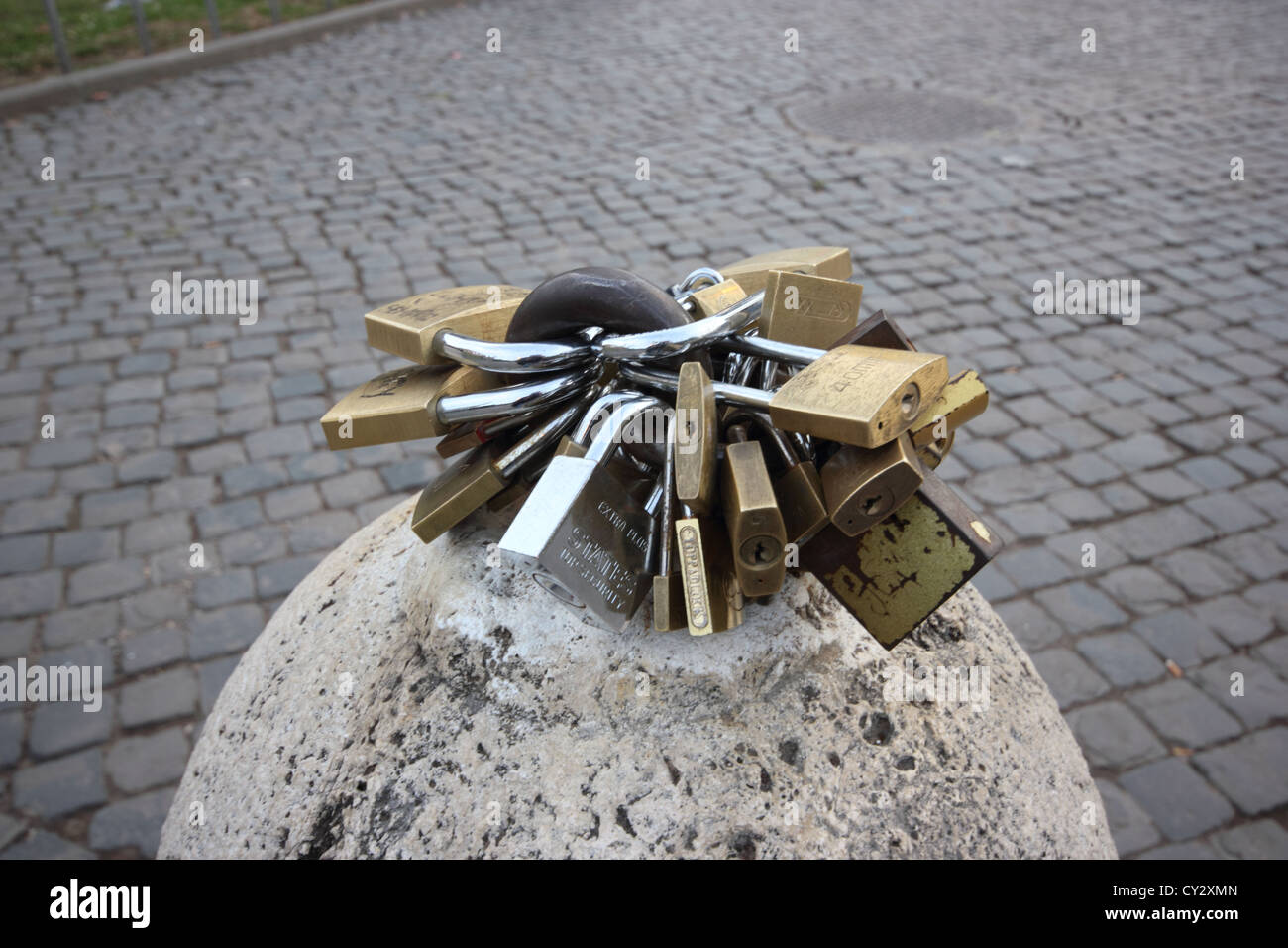 Luchetti hi-res stock photography and images - Alamy