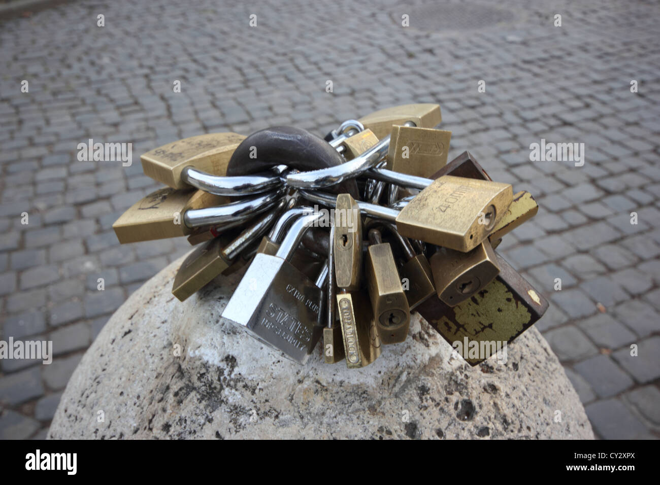 Luchetti hi-res stock photography and images - Alamy