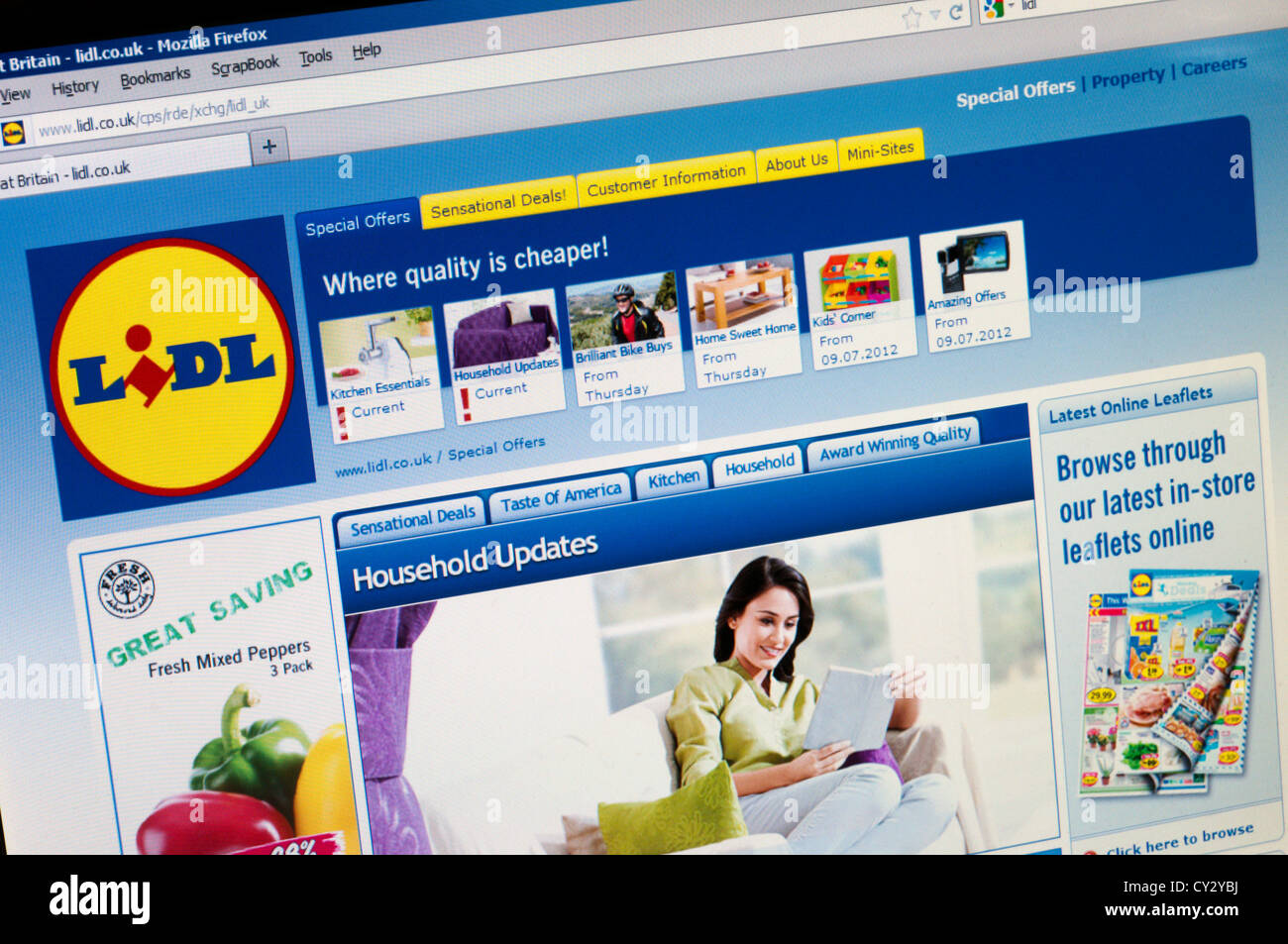 Lidl supermarkets hi-res stock photography and images - Alamy