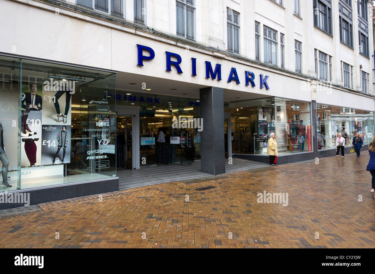 Primark shoppers shopping shop shops hi-res stock photography and ...