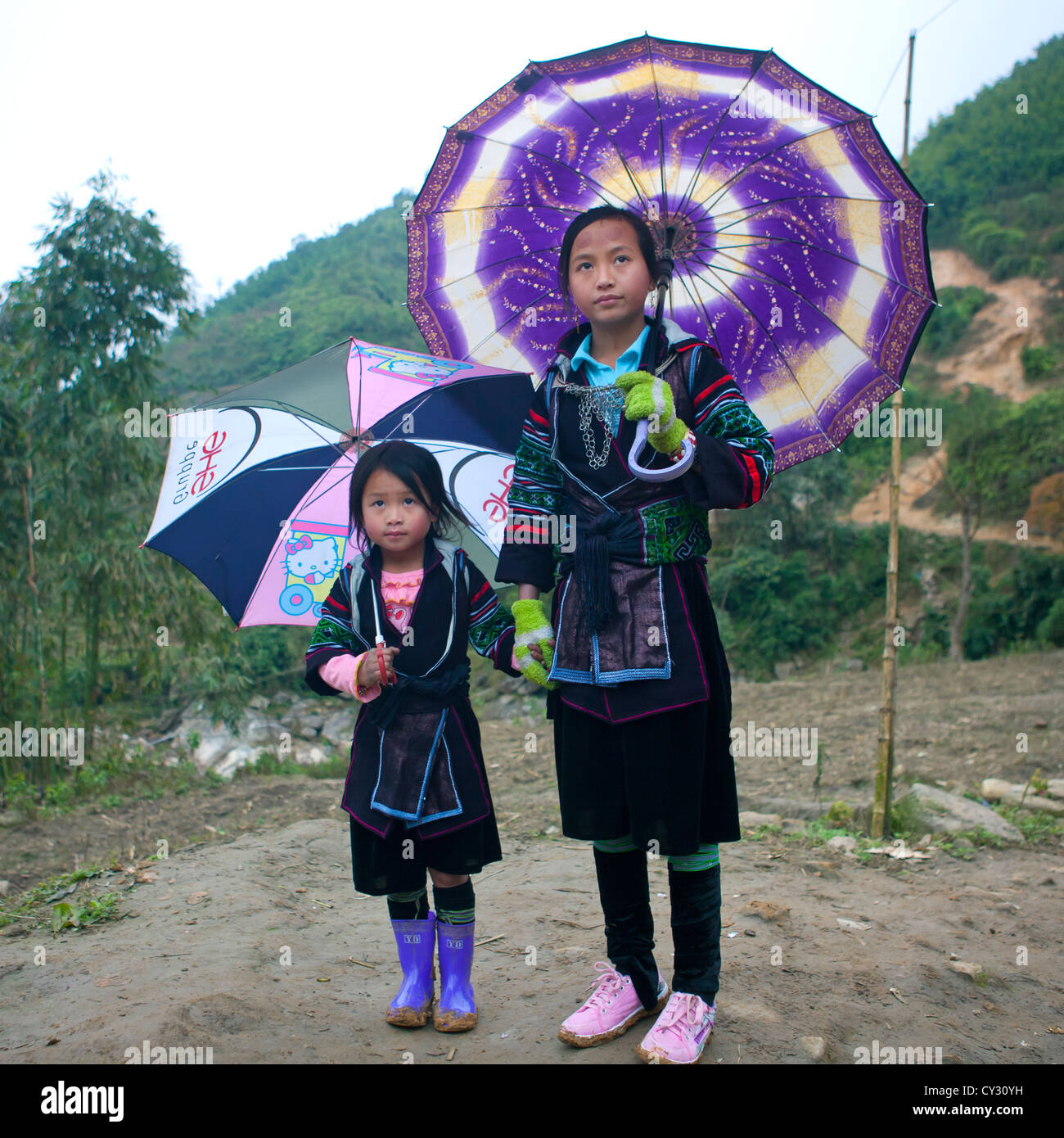 Black Hmong Girls Under Traditional Umbrellas, Sapa, Vietnam Stock ...