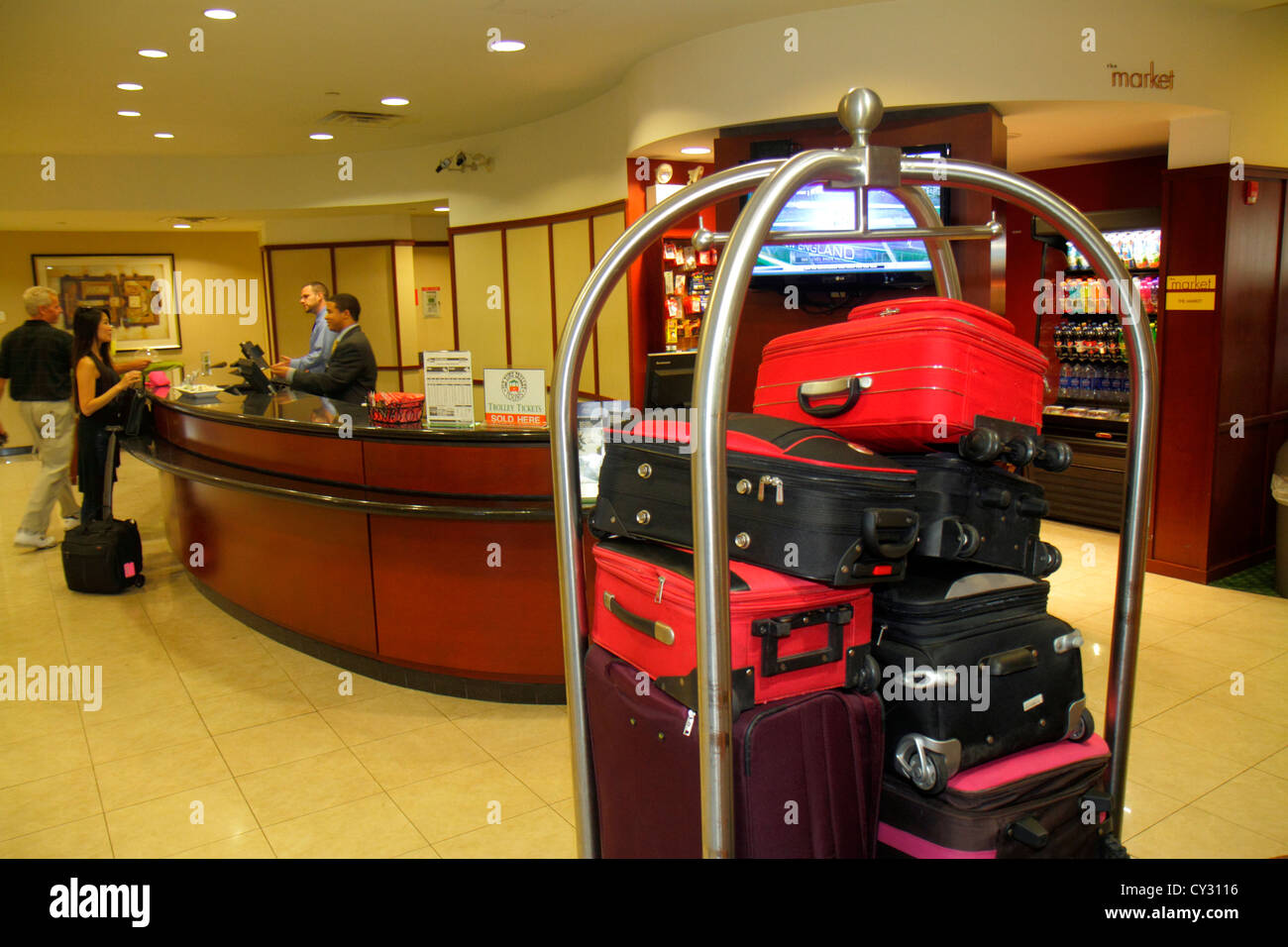 Marriott Hotel Reception Desk High Resolution Stock Photography and ...