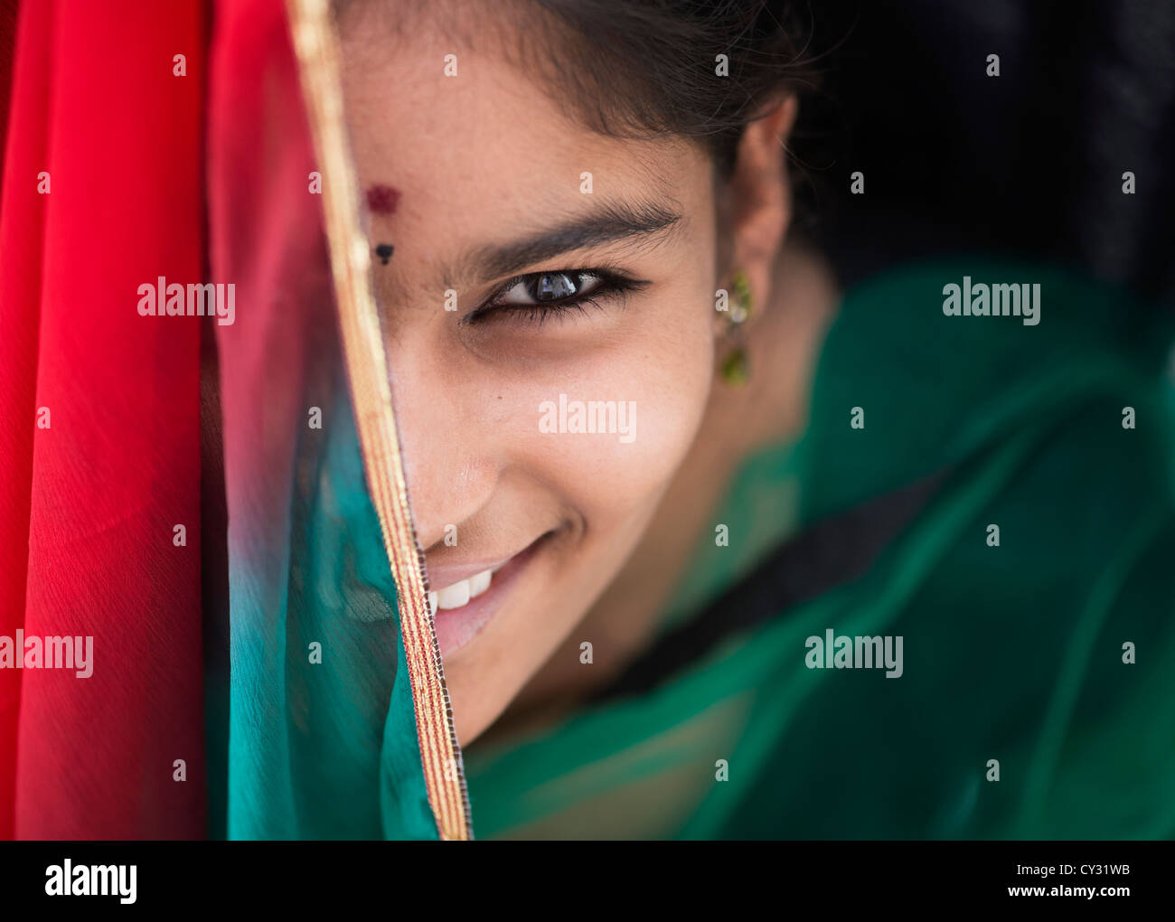 Teenager girl indian 15 hi-res stock photography and images - Alamy