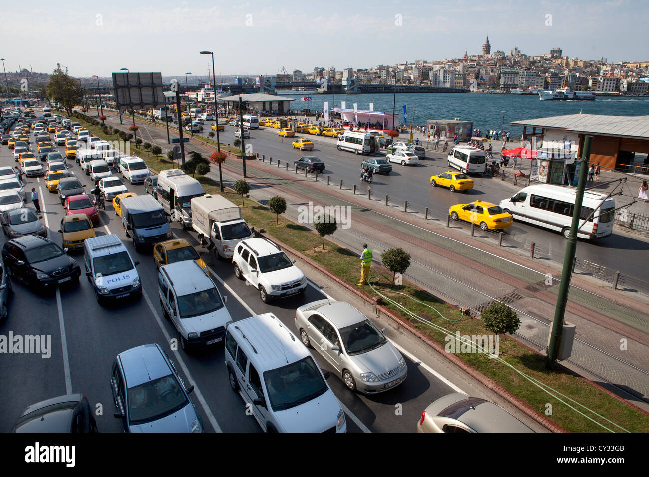 Traffic istanbul hi-res stock photography and images - Alamy