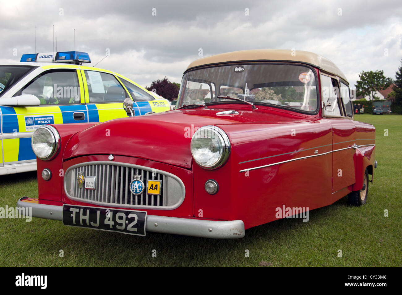 Three wheeled car hi-res stock photography and images - Alamy