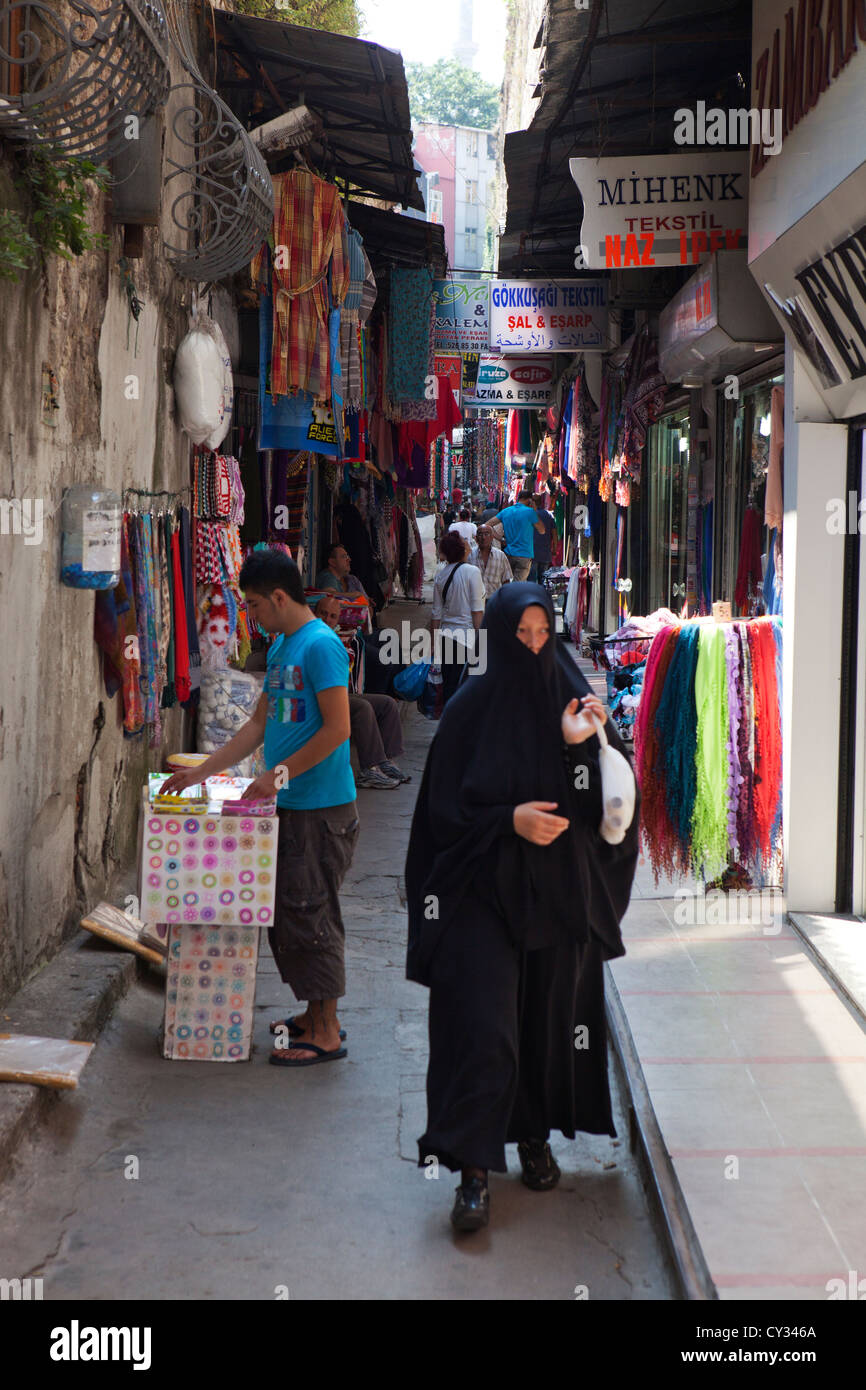 Old shopkeeper hi-res stock photography and images - Alamy