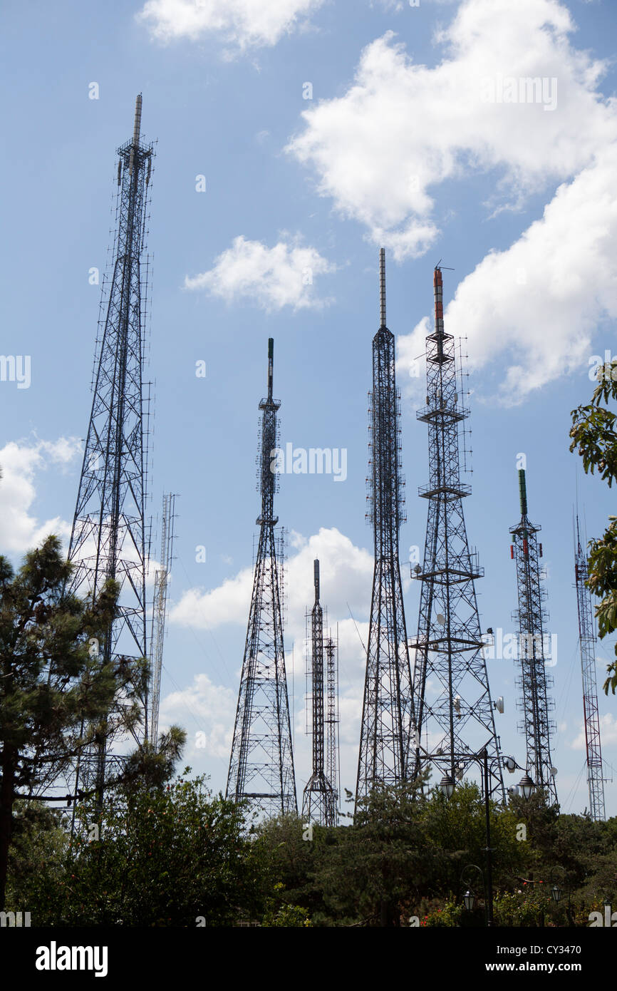 Network communication hi-res stock photography and images - Alamy