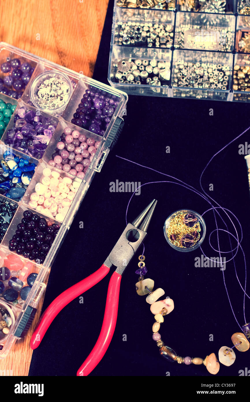 Beading hi-res stock photography and images - Alamy